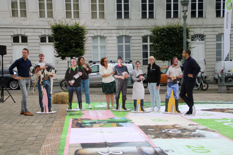 “Ga terug naar start”: Ganzenbordspel drukt Vlaamse onderhandelaars met ...